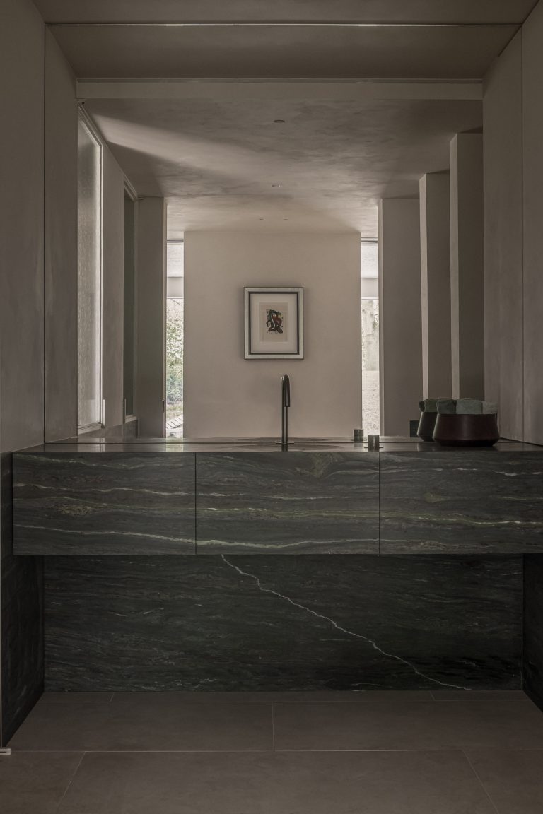 DO House by Simon De Burbure | prado